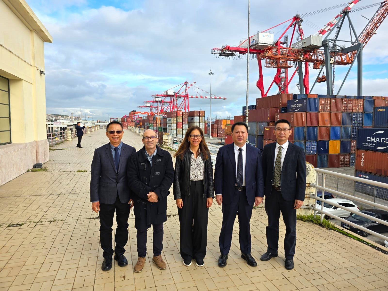 Visita de delegação da Província de Hainan ao Porto de Lisboa - Porto ...
